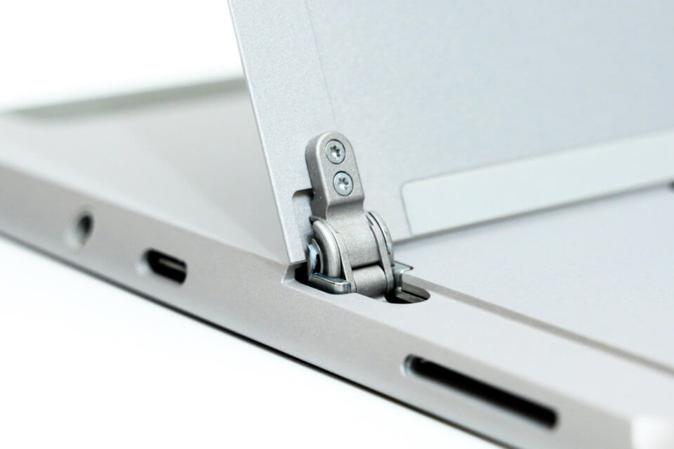 Surface Go LTE Advancedを購入！SIMが挿さってモバイルに最高なWindows機だわ | でこにく