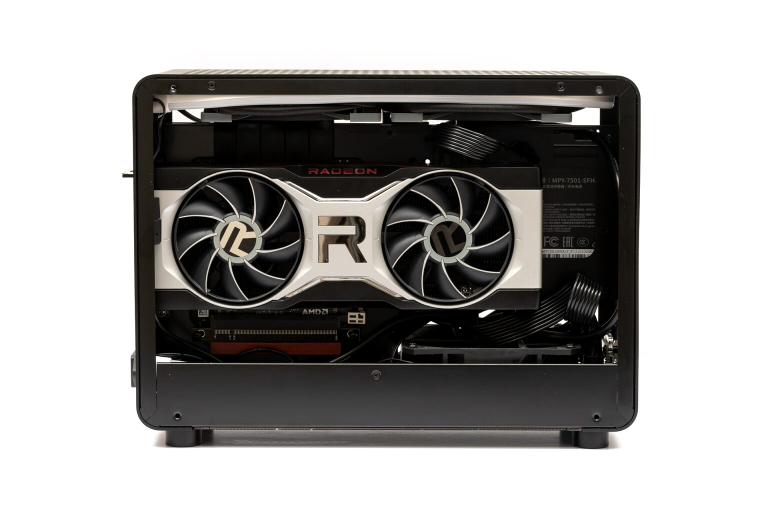 GEEEK CASE G1 SE レビュー。容量11.3Lながら325mmまでのグラボが搭載できるコンパクトなPCケース | でこにく