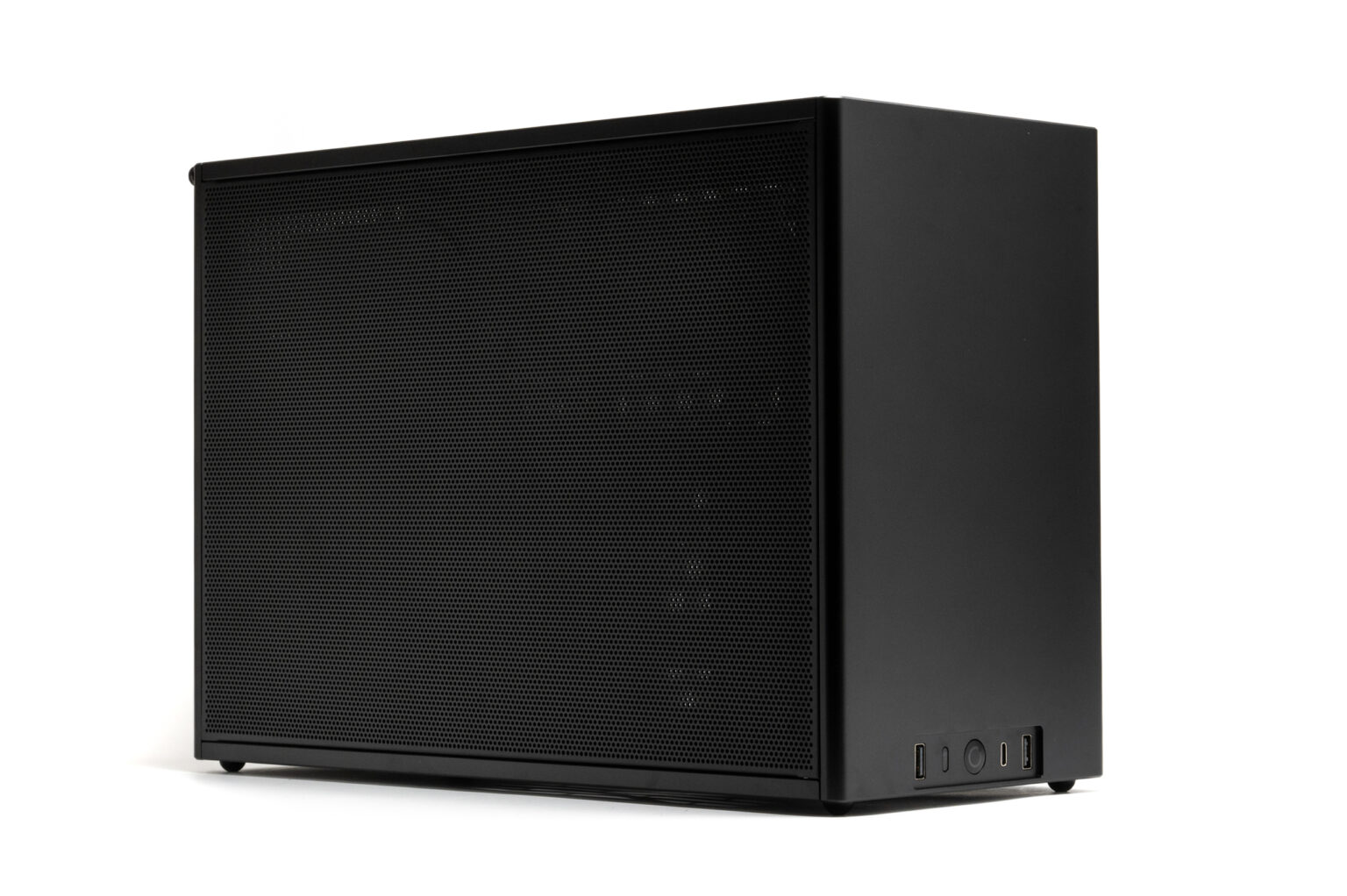 NCASE M2で組む小型ゲーミングPC｜パーツ紹介編 | でこにく