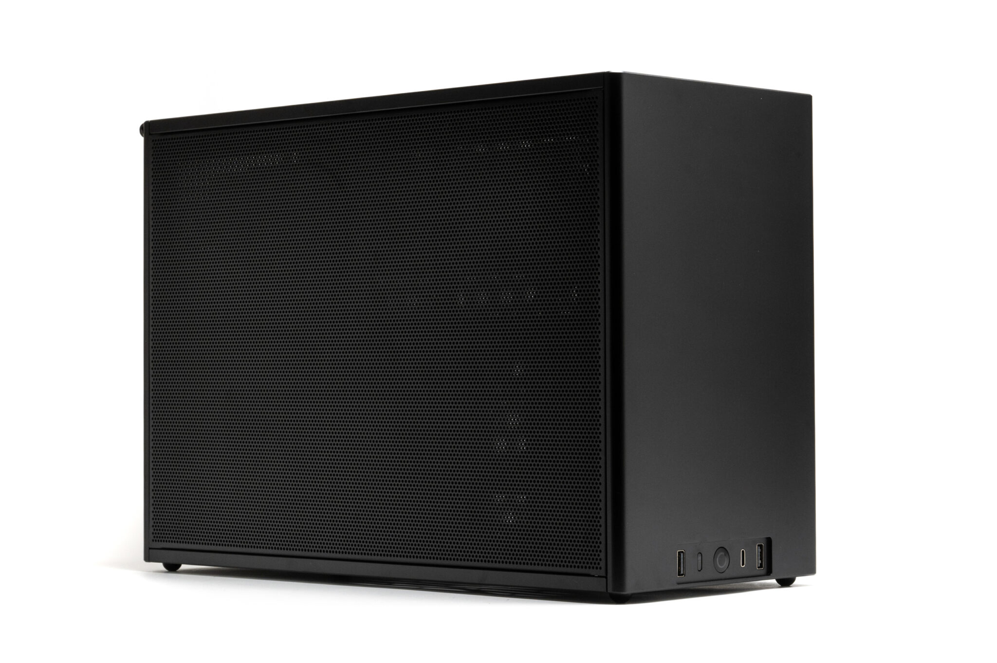 NCASE M2で組む小型ゲーミングPC｜パーツ紹介編 | でこにく